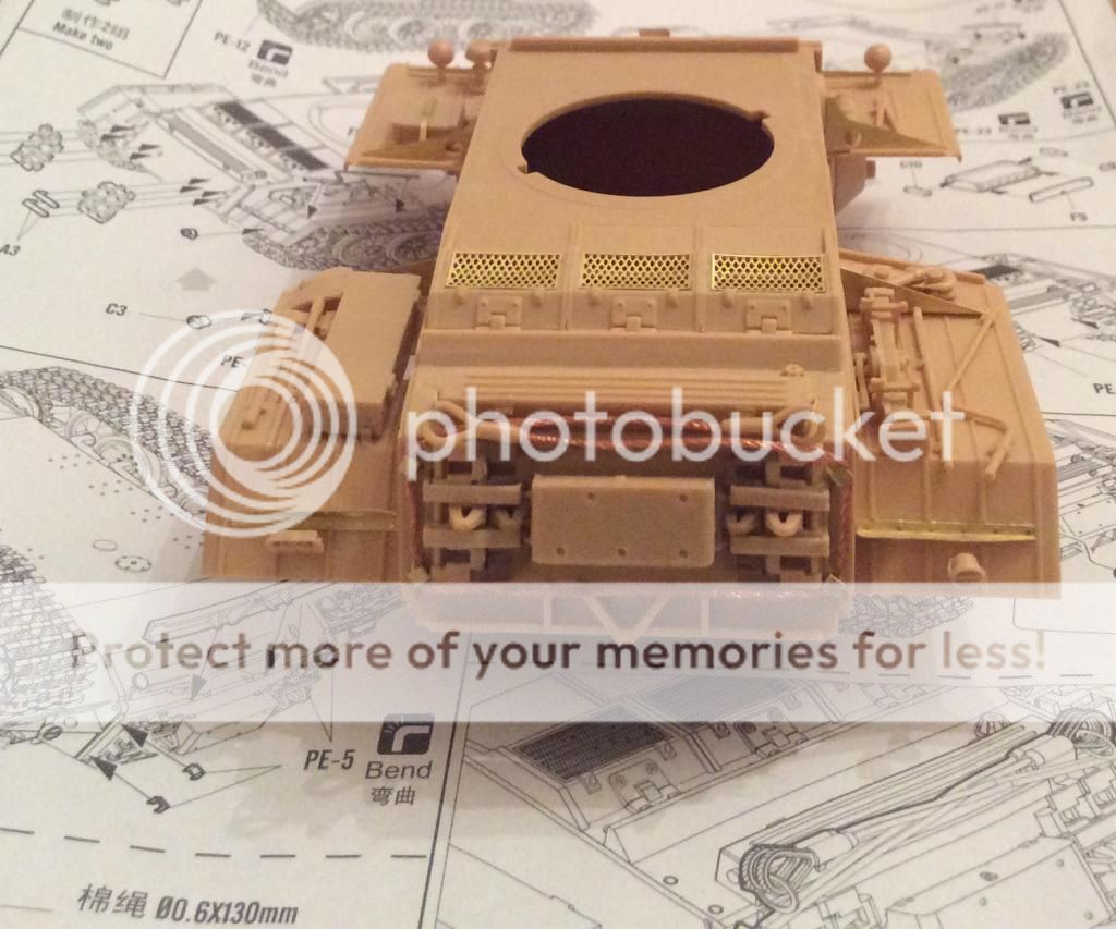 Pzkpfw.II Ausf.J (VK1601) HobbyBoss Kit No.83803 - Page 1 ...